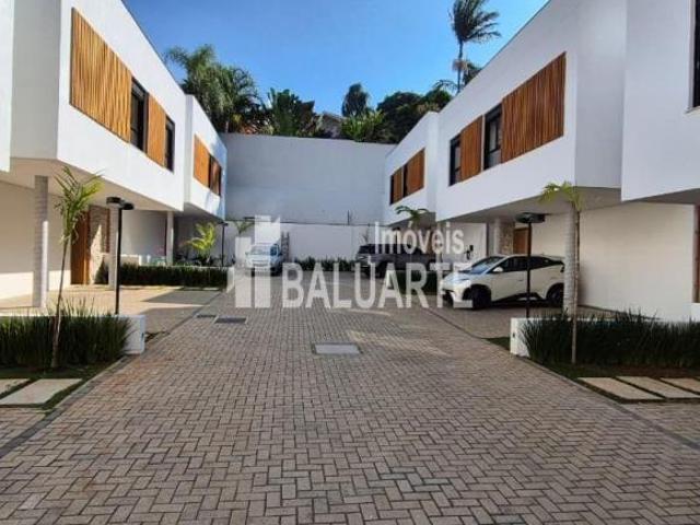 Casa em Condomínio para Locação com 4 dormitórios no Jardim Prudência