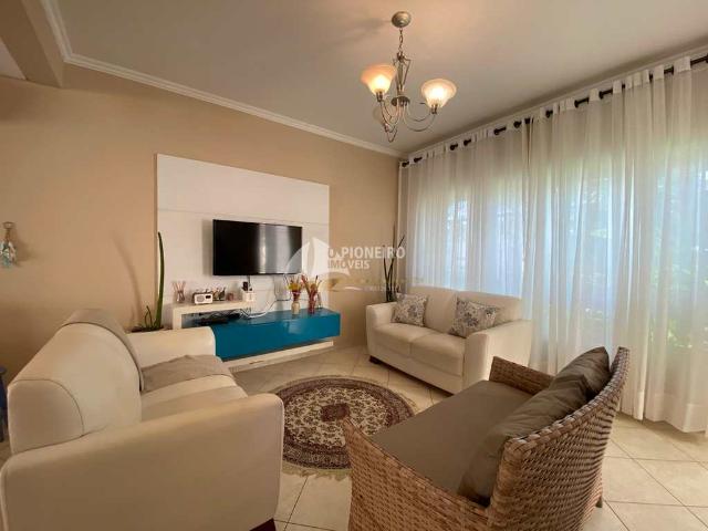 Casa em condomínio para locação anual em Juquehy!