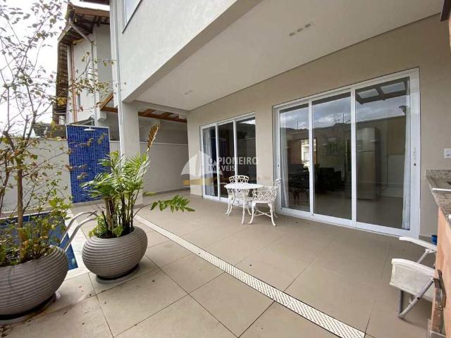 Casa em condomínio para locação anual em Juquehy!