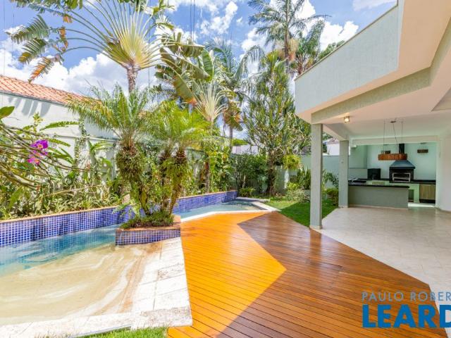 Casa Em Condomínio para Locação em Alto Da Boa Vista, São Paulo, SP