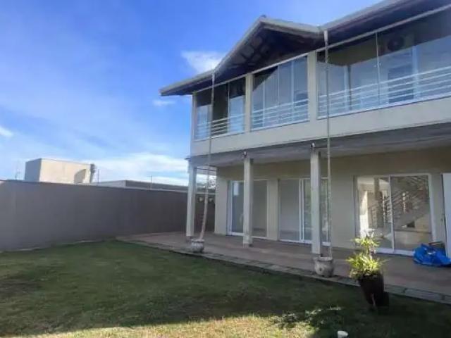 Casa em Condomínio para Locação em Bragança Paulista, Santa Helena, 3 dormitórios, 3 suítes, 4 banheiros, 2 vagas