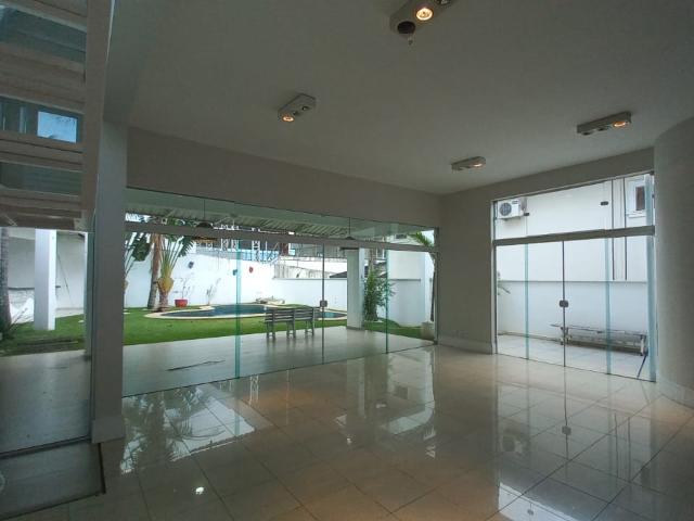 Casa em Condomínio para Locação, São José dos Campos / SP, bairro Parque Residencial Aquarius, 4 dormitórios, sendo 4 suítes, área total 650,00 m², área construída 450,00 m²
