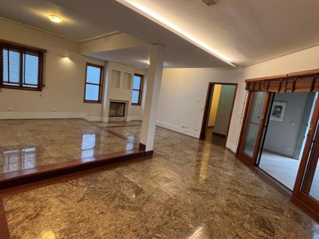 Casa em Condomínio para Locação, São José dos Campos / SP, bairro Parque Residencial Aquarius, 4 dormitórios, sendo 4 suítes, área construída 385,00 m², terreno 670,00 m²
