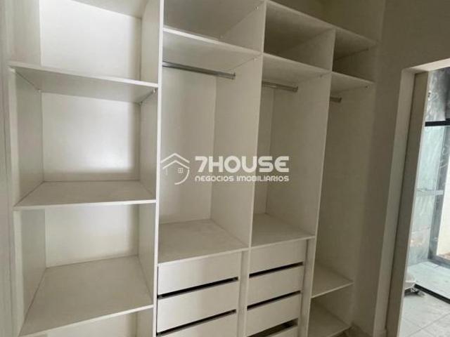 Casa em condomínio, Parque Brasil 500 a venda: 3 quartos, 3 suítes, 2 salas, 4 banheiros, 147m² com