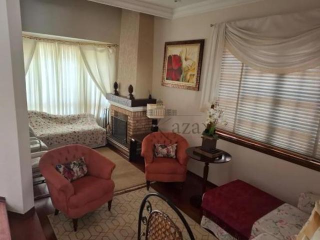 Casa em Condomínio Parque Residencial Aquarius Condomínio Sunset Park 402m²