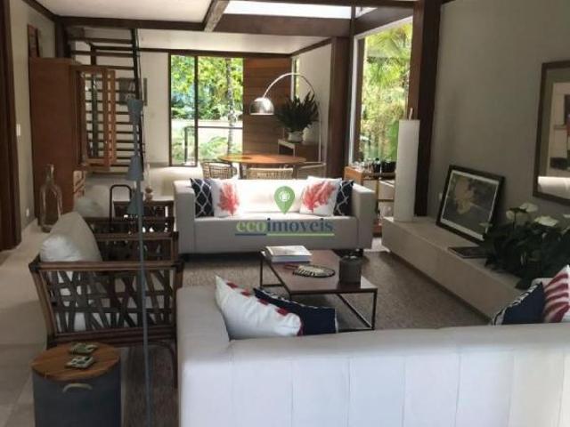 Casa em Condomínio Pé na Areia à venda ou locação na Praia da Barra do Una em São Sebastião SP: 4 qu