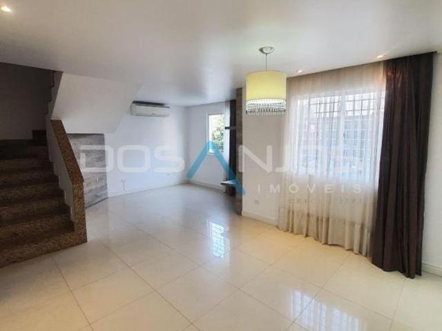 CASA EM CONDOMINIO PERTO DO JARDIM BOTÂNICO