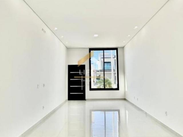 CASA EM CONDOMINIO PHYTUS