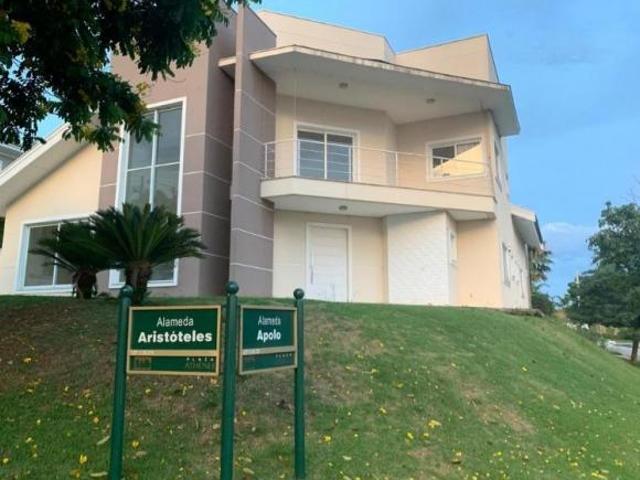 CASA EM CONDOMÍNIO PLAZA ATHÉNÉE