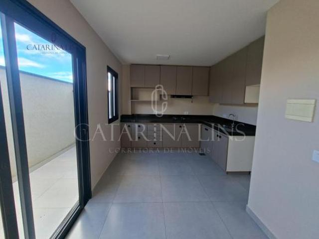 Casa em Condomínio Próximo área PUC