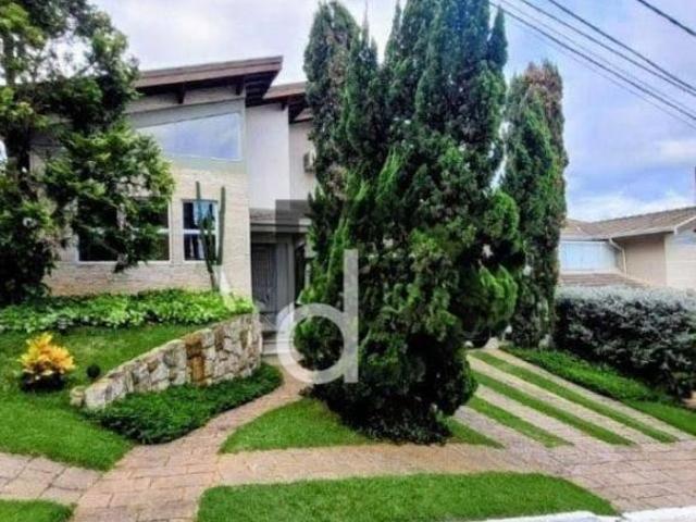 Casa em Condomínio próximo Colégio Porto Seguro | 3 Suítes | Lazer Completo com Piscina e Jacuzzi. V