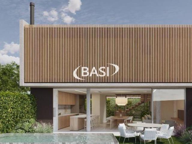 Casa em condominio proximo Parque Barigui e Park shopping Barigui