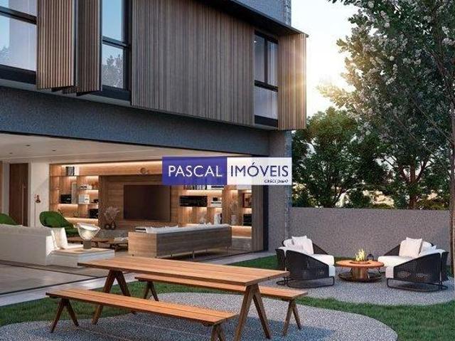 Casa em condomínio Real Parque 4 suítes 4 vagas