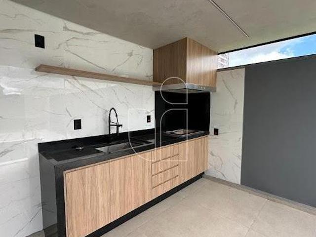 Casa em Condomínio Recanto das Esmeraldas Marília, SP