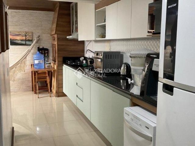 Casa em condomínio Reformada | 2 Suítes com Hidro | Esquina | 2 Vagas Cobertas | Condomínio Alamedas