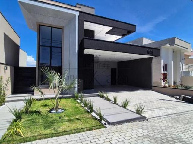 Casa em Condomínio Reserva do Vale 3 Dormitórios duas suítes 228m²