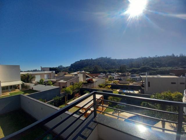 Casa em, / de 230m² 4 quartos à venda por R$ 1.949.000,00