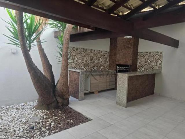 Casa em Condomínio Residence Club Villa Branca Jacareí Residence Club 3 Dormitórios
