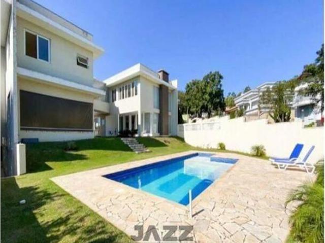 Casa em Condomínio Residencial à Venda em Atibaia
