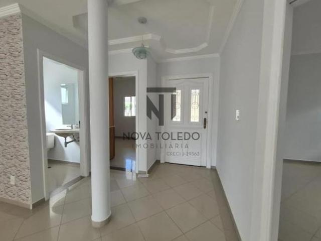 Casa em Condomínio Residencial Altos da Serra II 4 Dormitórios 320m²