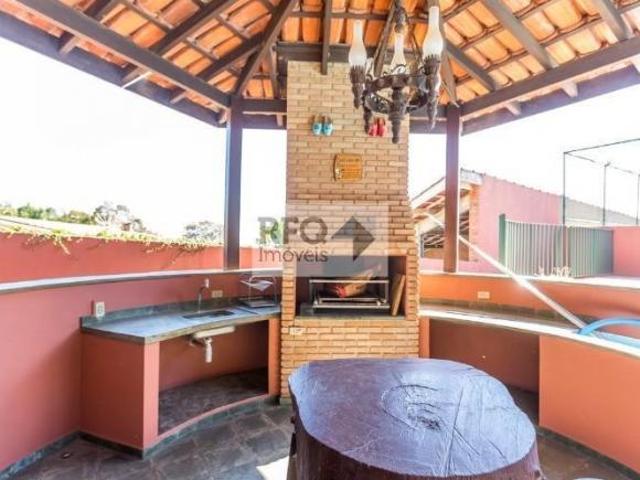 Casa em Condomínio RESIDENCIAL em atibaia SP.
