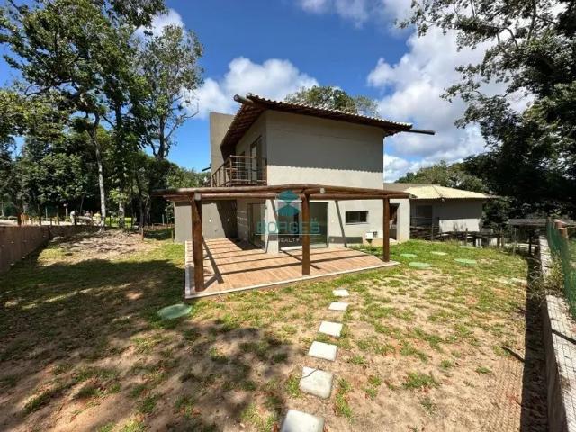 Casa em condomínio residencial em mata de são joão ba, praia do forte