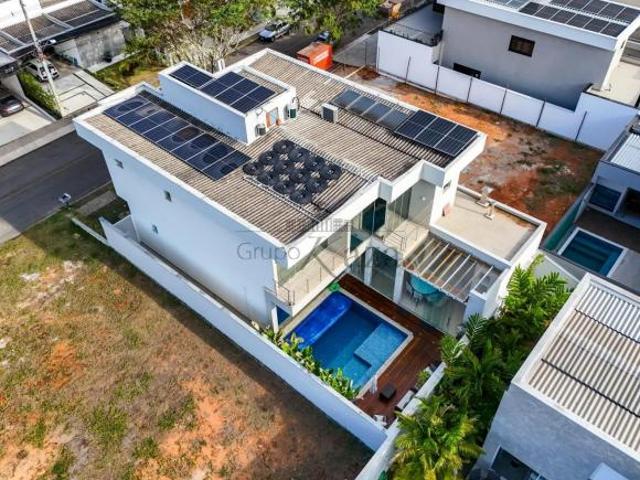 Casa em Condomínio Residencial Ouroville Taubaté 3 Suítes 368m²