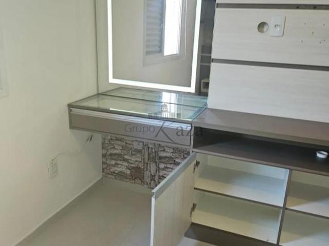 Casa em Condomínio Residencial Vila de Santo Antônio Jacareí 2 dormitórios 70m²