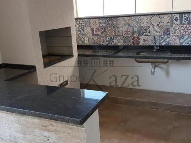 Casa em condomínio Taubaté Piracangaguá Residencial Jardim Oasis 3 Dormitórios 215m²