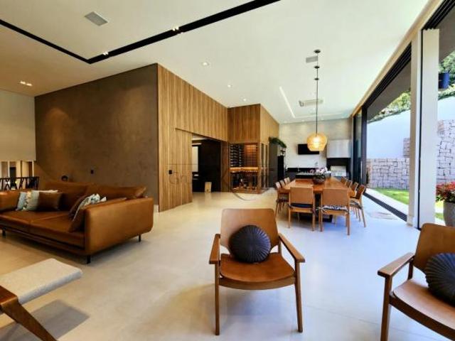 Casa em Condomínio Tamboré 5 Dormitórios 800m²