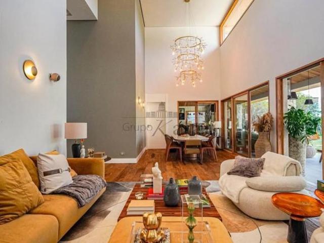 Casa em Condomínio Tamboré 5 Suítes 850m²