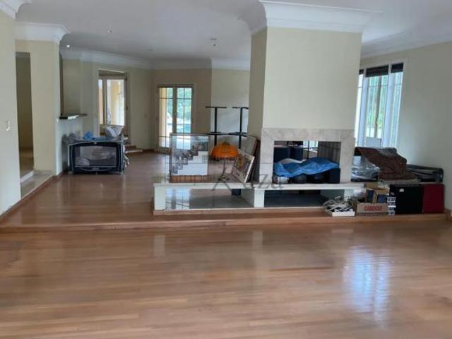 Casa em Condomínio Tamboré 1 4 Suítes 740m² + Campo de Futebol 2.000 m2