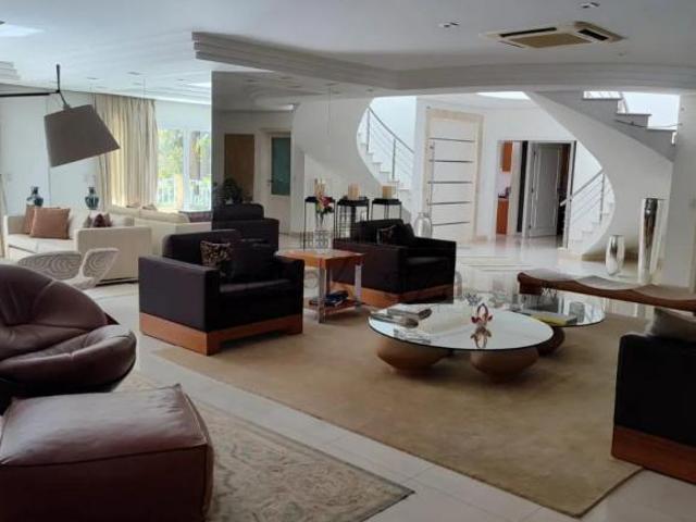 Casa em Condomínio Tamboré 1 7 Dormitórios 1.100m²