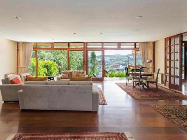 Casa em Condomínio Tamboré 3 Dormitórios 1.000m²