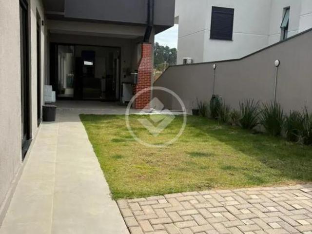 casa em condomínio térrea de Alto padrão