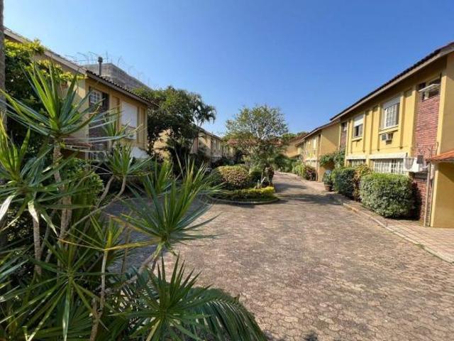CASA EM CONDOMÍNIO / TRISTEZA / ZONA SUL