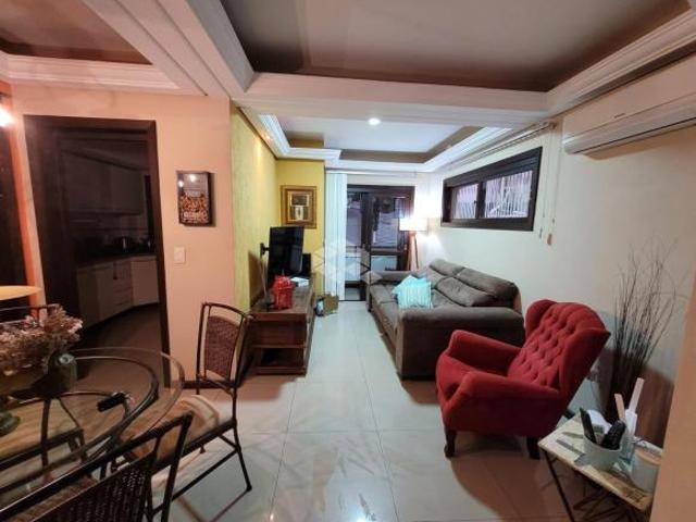 Casa em condominio triplex 3 dormitorios