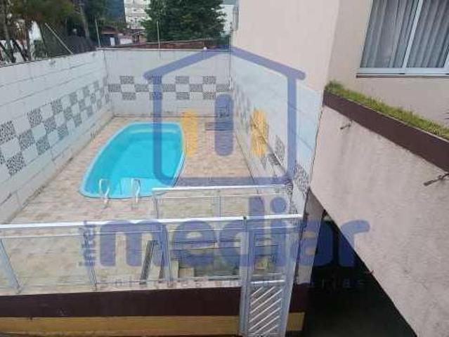 Casa em Condomínio Triplex / Residencial / Jardim Enseada