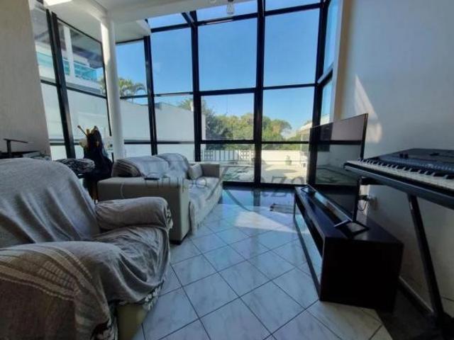 Casa em Condomínio Urbanova Condomínio Altos da Serra I 4 Dormitórios 190m²
