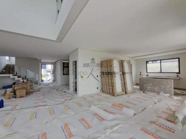 Casa em Condomínio Urbanova Condomínio Residencial Alphaville I 5 Dormitórios 435m²