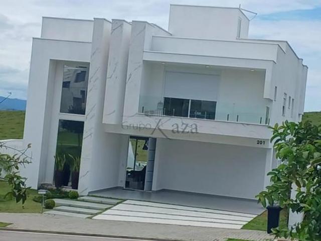 Casa em Condomínio Urbanova Condomínio Residencial Alphaville II 4 Dormitórios 366m²
