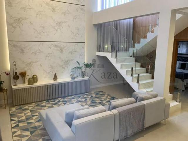 Oportunidade Casa em Condomínio Urbanova Condomínio Residencial Mônaco 4 Suítes 312m²