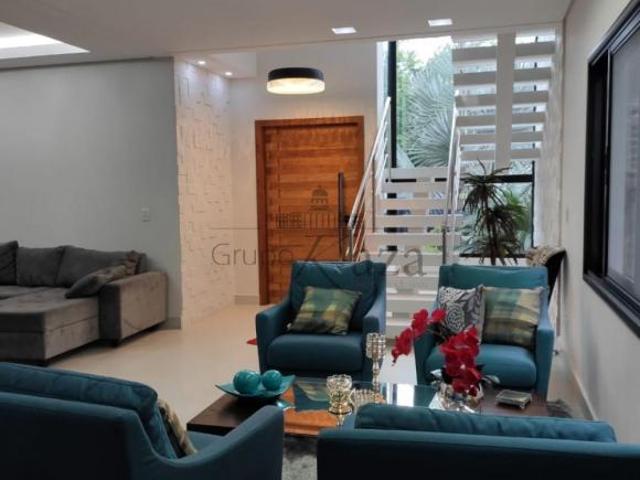 Casa em Condomínio Urbanova Residencial Altos da Serra VI 280m² 4 Dormitórios