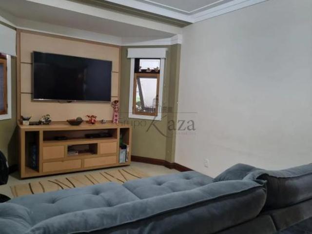 Casa em Condomínio Urbanova Residencial Eldorado 4 Dormitórios 289m²