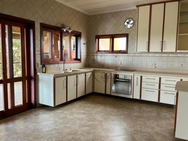 Casa em Condomínio Urbanova Residencial Portal da Serra 3 Dormitórios 560m² Estuda permuta