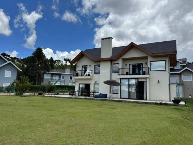 Casa Em Condomínio / Venda