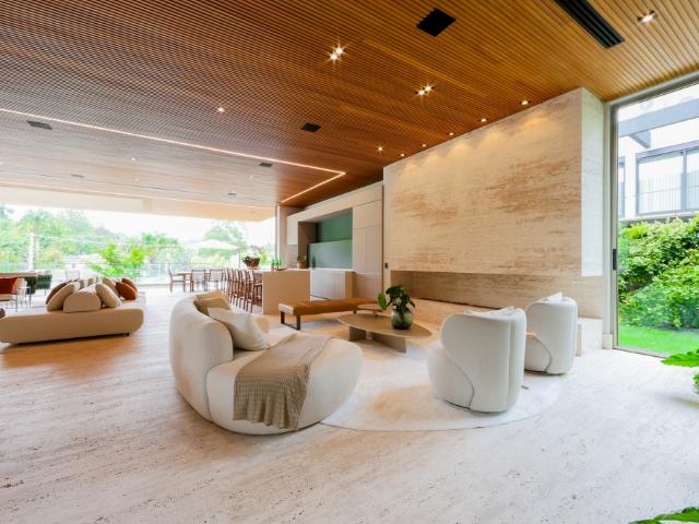 Casa em Condomínio Venda Santana de Parnaíba SP Tamboré