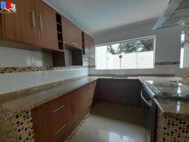 Casa em Condomínio Vivendas Do Parque