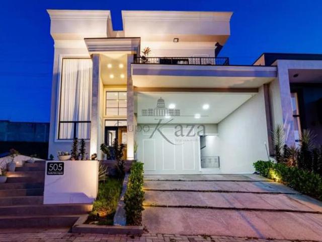 Casa em Condomínio Vivva Residencial Clube Jacareí 3 Suítes 212m² R$ 1.900.000