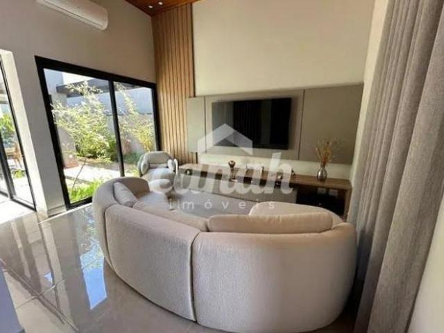 Casa em Condomínio Vila do Golfe: 180m², 3 dormitórios, 4 banheiros venda e.